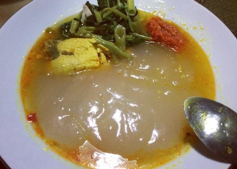 Papeda: Kuliner Tradisional Khas Papua yang Menggugah Selera - UNIMMA FM